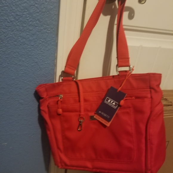 Eta | Bags | Pours | Poshmark